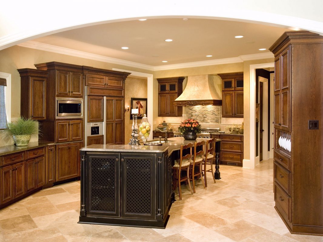 Ivory on Maple Full Overlay using Oxford Raised Door - Kitchen Cabinets ...